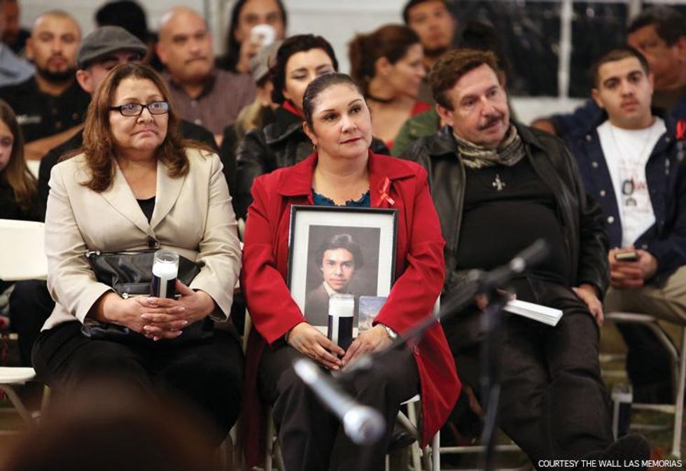Conozca al latino dedicado detrás del monumento histórico contra el ...